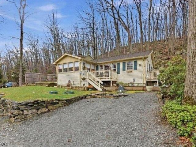 house with 2 bedroom, Vernon NJ ES104904833