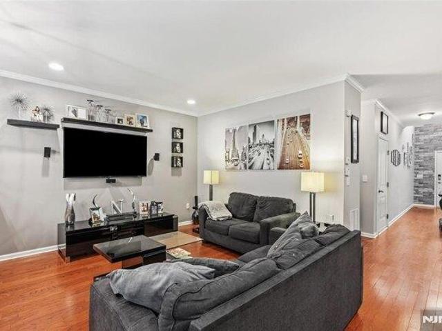 house with 2 bedroom, Verona NJ DS104149103