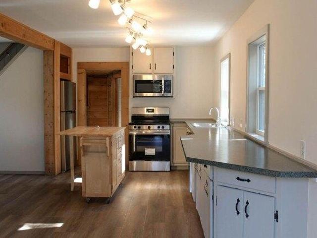 house with 2 bedroom, Vinalhaven ME DLS102064398