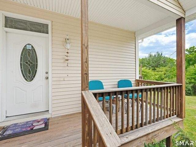 house with 2 bedroom, Voluntown CT ES104477064