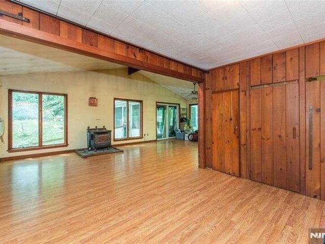 house with 2 bedroom, Wanaque NJ ES104411102
