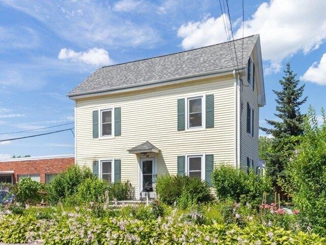house with 2 bedroom, Waltham MA DS104262431