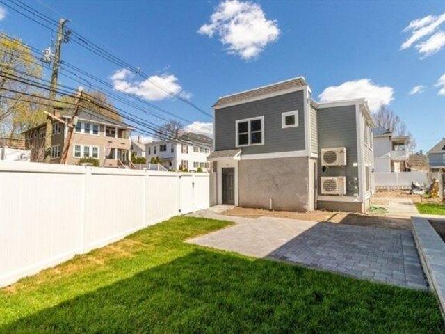 house with 2 bedroom, Waltham MA ES105082633