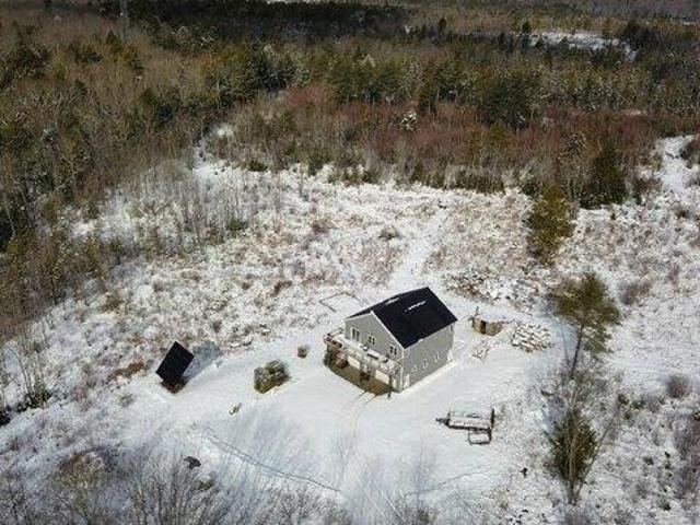 house with 2 bedroom, Waldoboro ME DS102283543