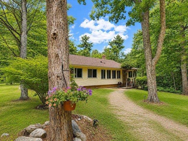 house with 2 bedroom, Waldoboro ME ES104809056