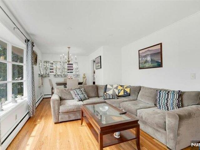 house with 2 bedroom, Waldwick NJ DLS101750315