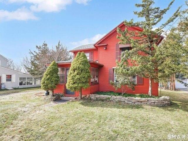 house with 2 bedroom, Wallingford CT DS102444592