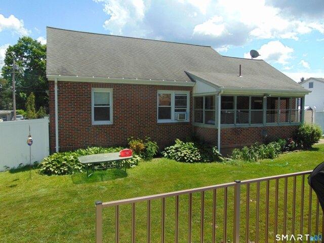 house with 2 bedroom, Wallingford CT DS104112869