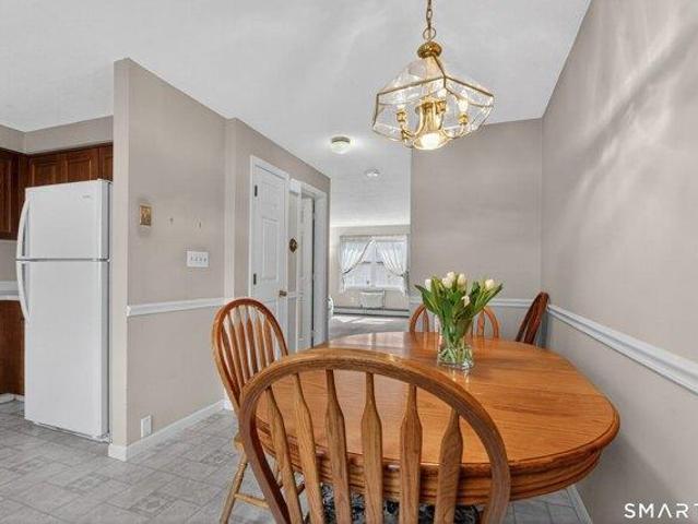 house with 2 bedroom, Wallingford CT ES103098484