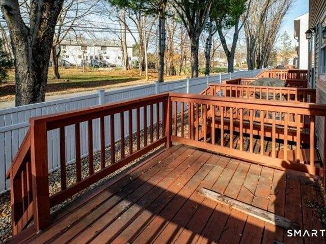 house with 2 bedroom, Wallingford CT ES104189547
