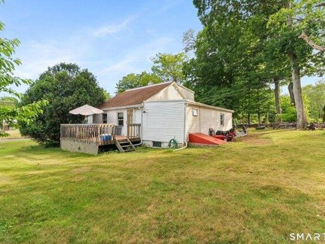 house with 2 bedroom, Wallingford CT ES104477444