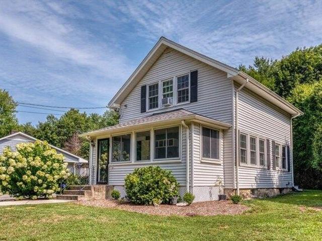house with 2 bedroom, Walpole MA ES105040864