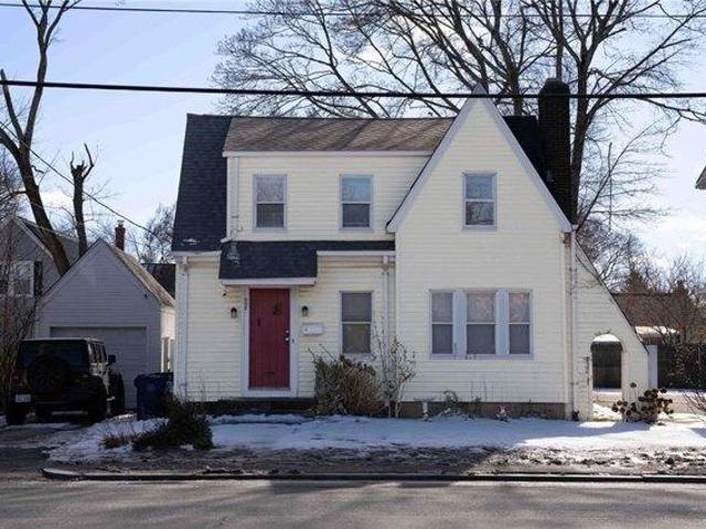 house with 2 bedroom, Warwick RI DLS101632942