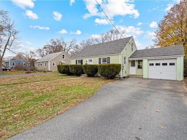 house with 2 bedroom, Warwick RI DLS101750470