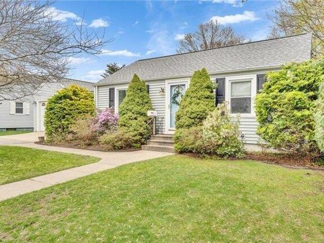 house with 2 bedroom, Warwick RI DLS102565421