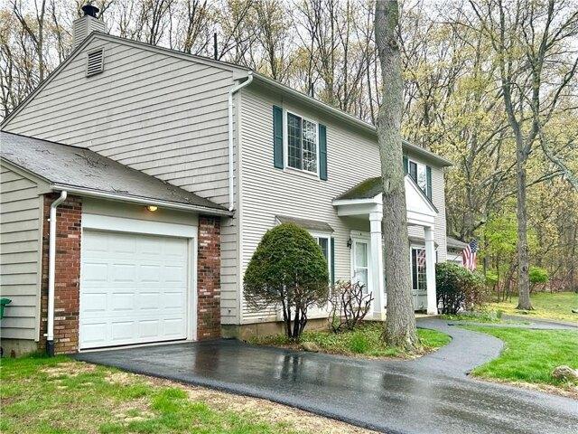 house with 2 bedroom, Warwick RI DLS103073876