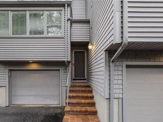 house with 2 bedroom, Warwick RI DS104043164