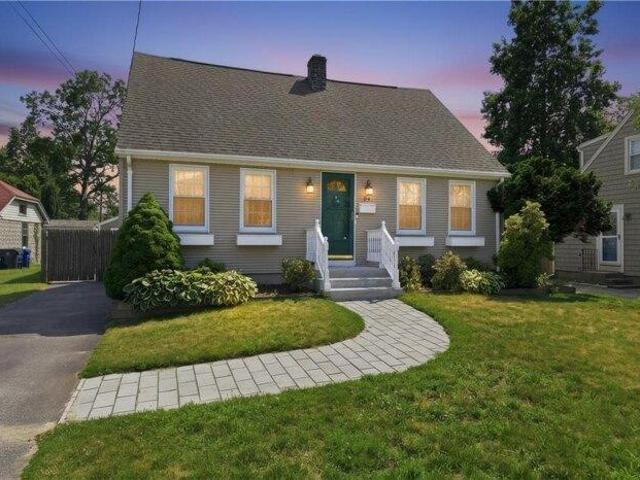 house with 2 bedroom, Warwick RI DS104237685