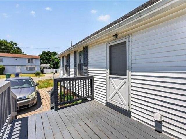 house with 2 bedroom, Warwick RI DS104299886