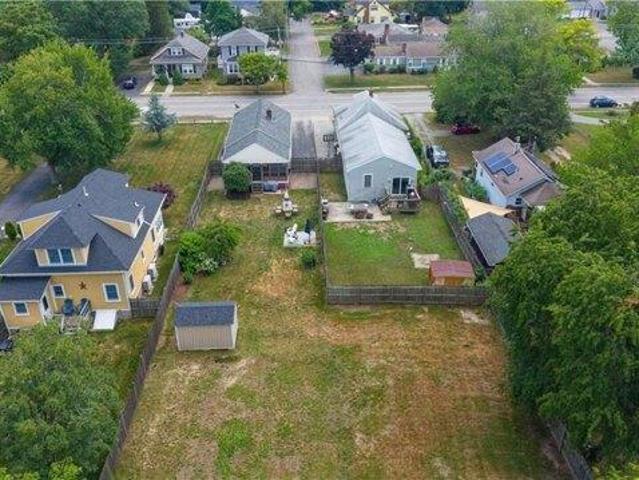 house with 2 bedroom, Warwick RI DS104332739