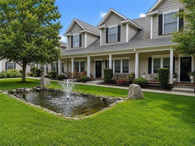 house with 2 bedroom, Warwick RI DS102959053