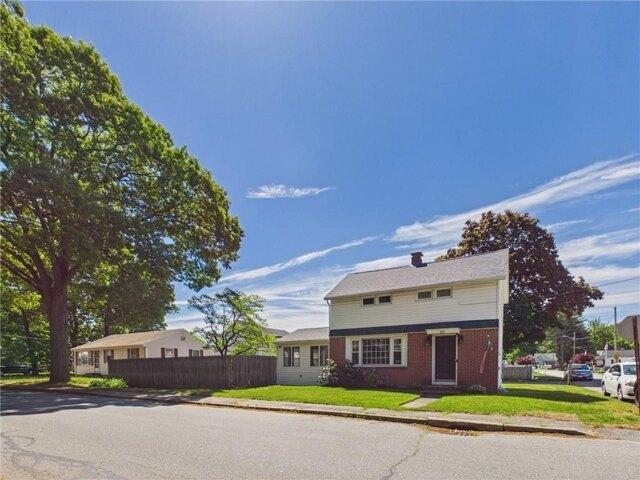 house with 2 bedroom, Warwick RI DS103020415