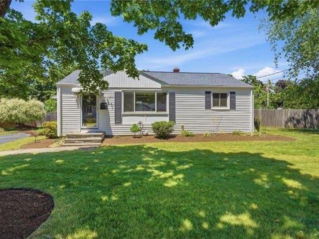 house with 2 bedroom, Warwick RI DS103188813