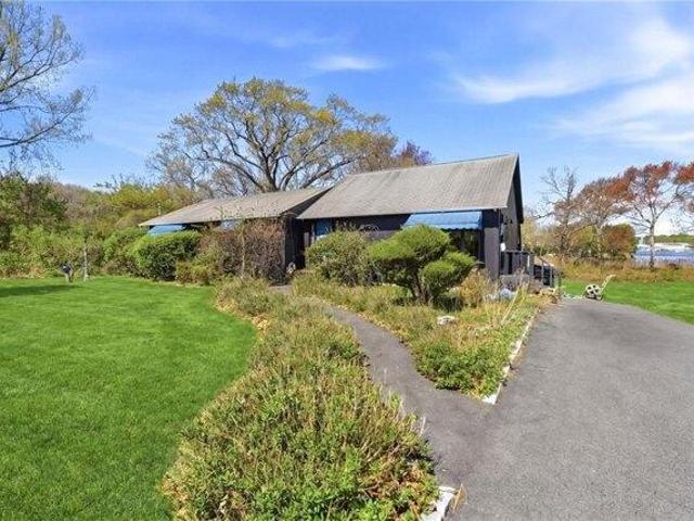 house with 2 bedroom, Warwick RI DS103664683