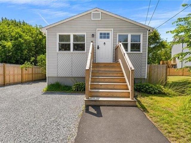 house with 2 bedroom, Warwick RI DS103967919