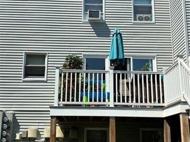 house with 2 bedroom, Warwick RI DS103968358