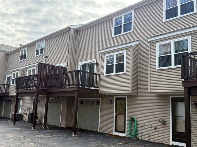 house with 2 bedroom, Warwick RI ES104116390