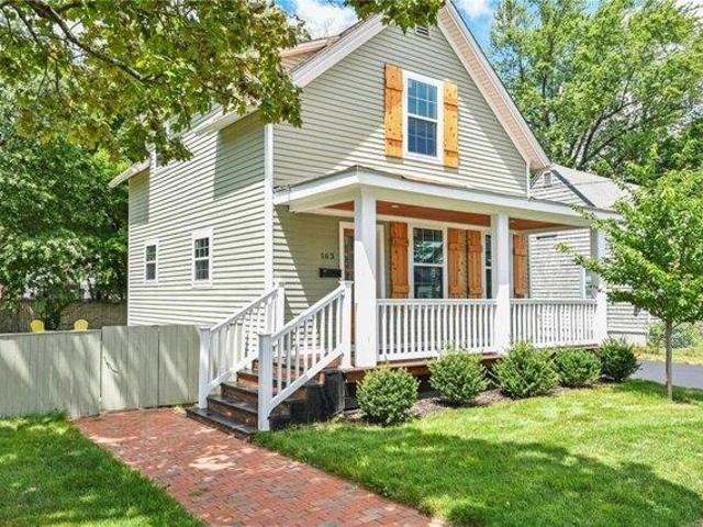 house with 2 bedroom, Warwick RI ES104606707