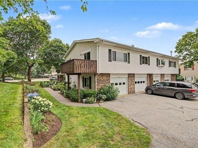 house with 2 bedroom, Warwick RI ES104808736