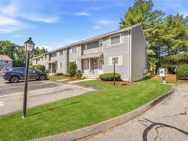 house with 2 bedroom, Warwick RI ES105115998