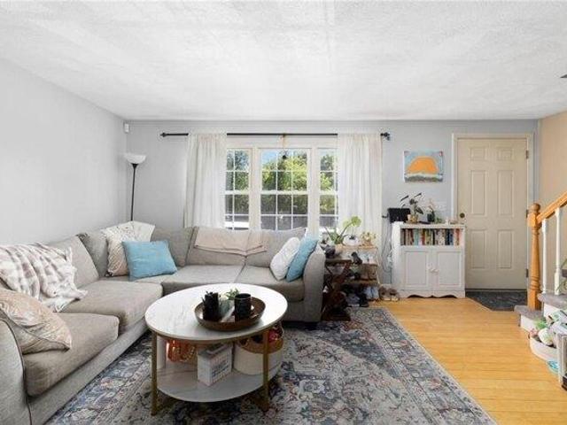 house with 2 bedroom, Warwick RI ES105117078