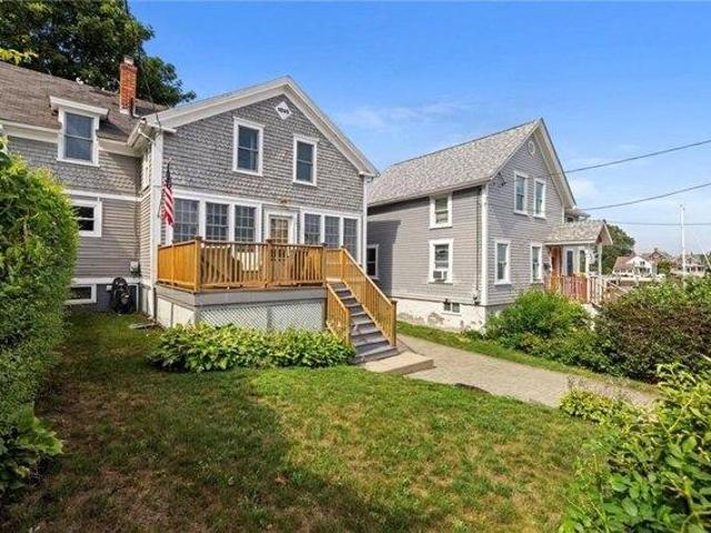 house with 2 bedroom, Warwick RI ES105113177