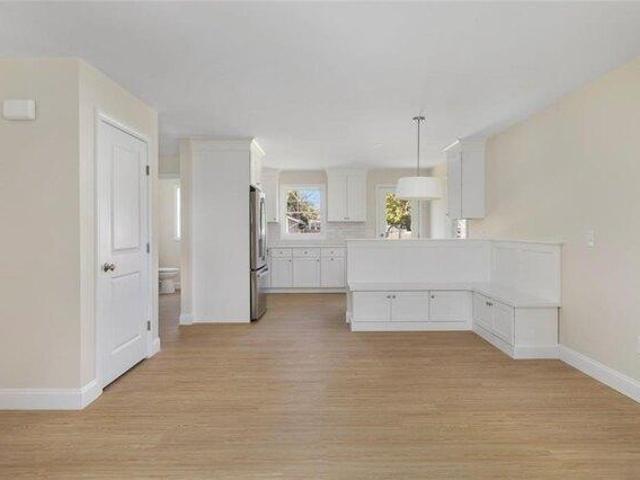 house with 2 bedroom, Warwick RI ES103020167