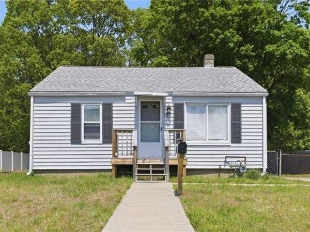 house with 2 bedroom, Warwick RI ES103128592