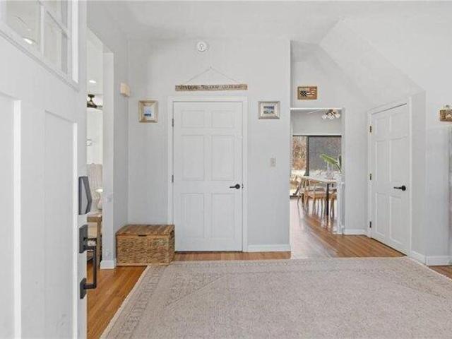 house with 2 bedroom, Warwick RI ES103186947