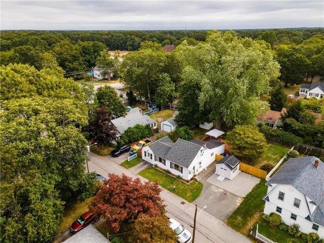 house with 2 bedroom, Warwick RI ES103443253