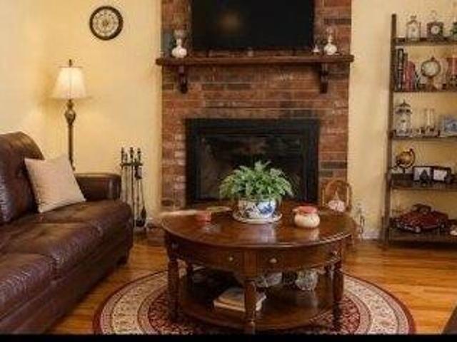 house with 2 bedroom, Warwick RI ES103663966