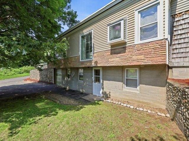 house with 2 bedroom, Ware MA ES104835828