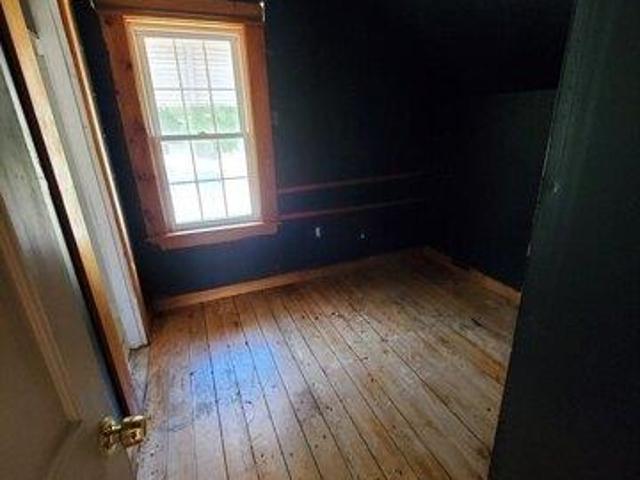 house with 2 bedroom, Ware MA ES103548496