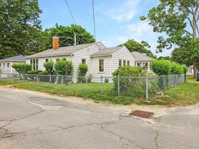house with 2 bedroom, Wareham MA DS103664601