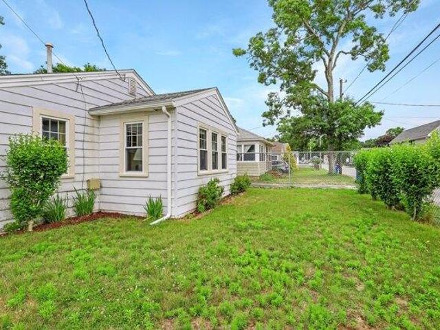 house with 2 bedroom, Wareham MA ES104008989