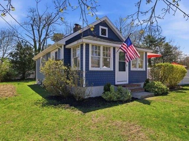 house with 2 bedroom, Wareham MA ES104192021