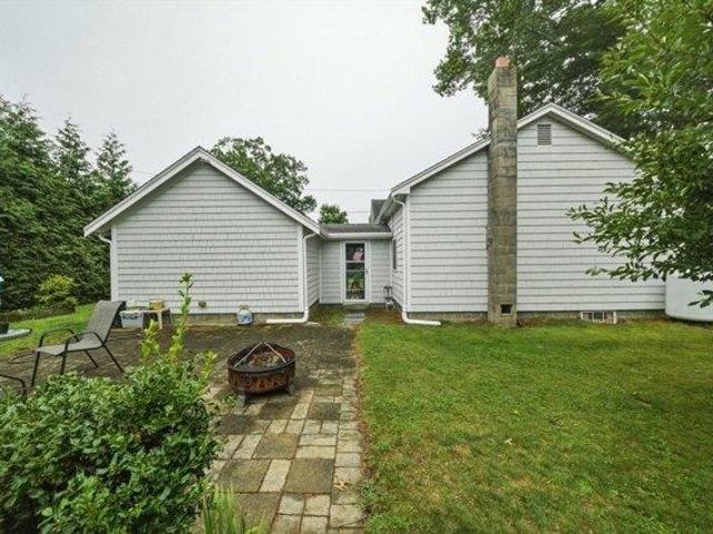 house with 2 bedroom, Wareham MA ES105115080