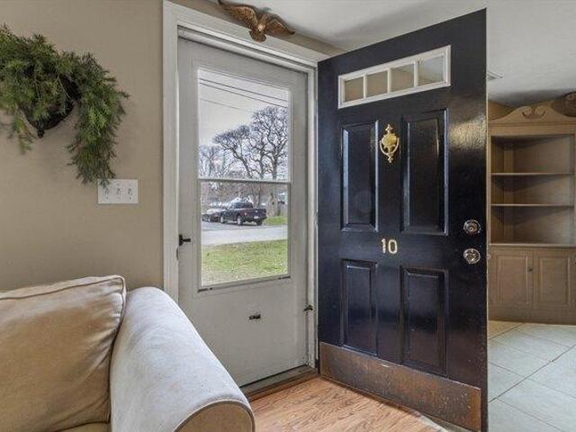house with 2 bedroom, Wareham MA ES103588557