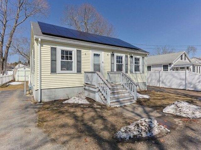 house with 2 bedroom, Wareham MA ES103662565