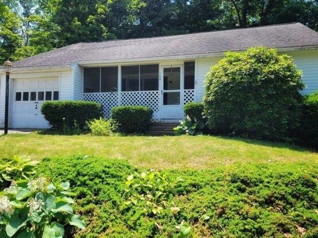 house with 2 bedroom, Warren MA ES104009823